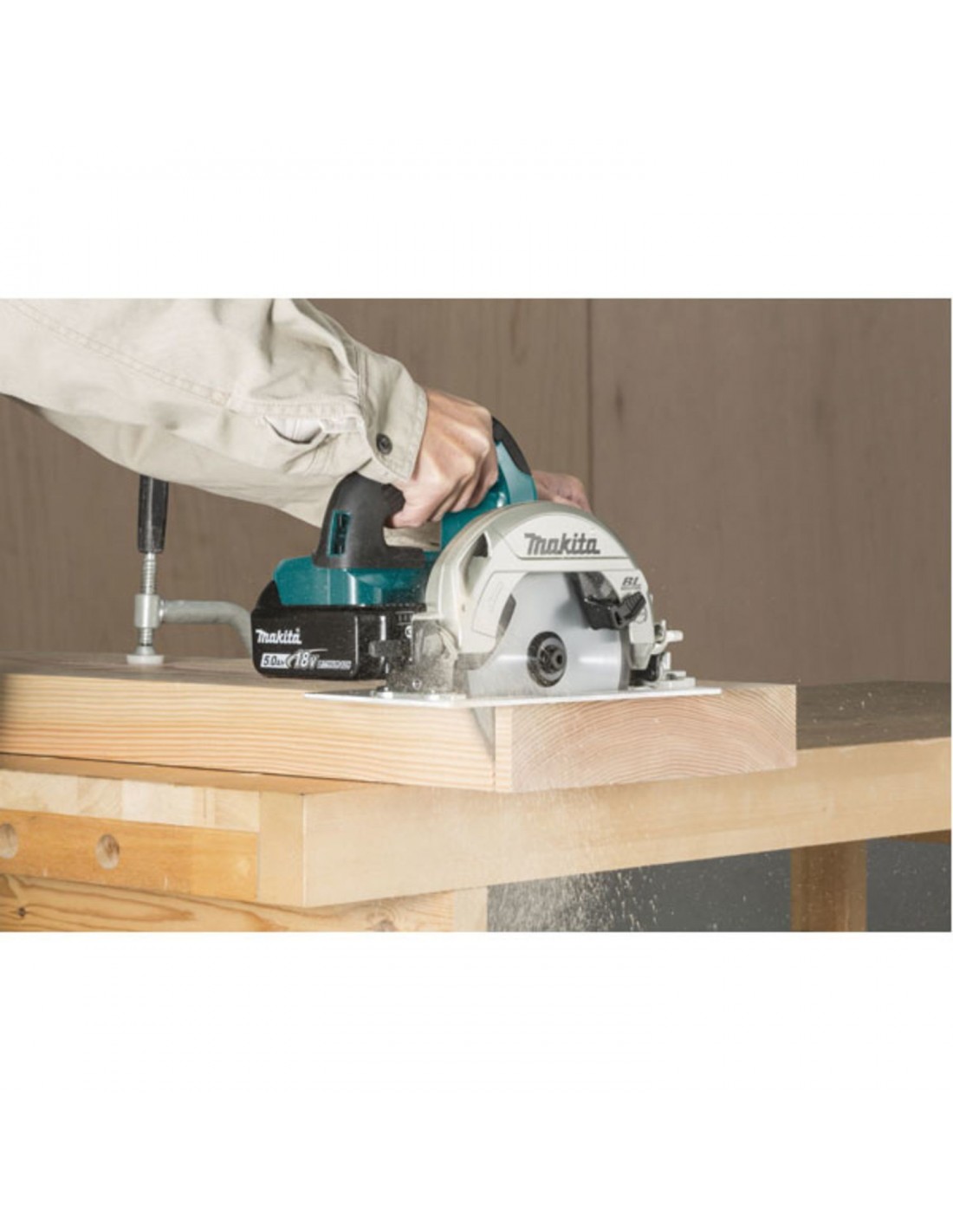Scie Circulaire Sans Fil Makita 18v Li-Ion Diamètre 165mm Scie Circulaire Sans Fil Makita 18v Li-Ion Diamètre 165mm